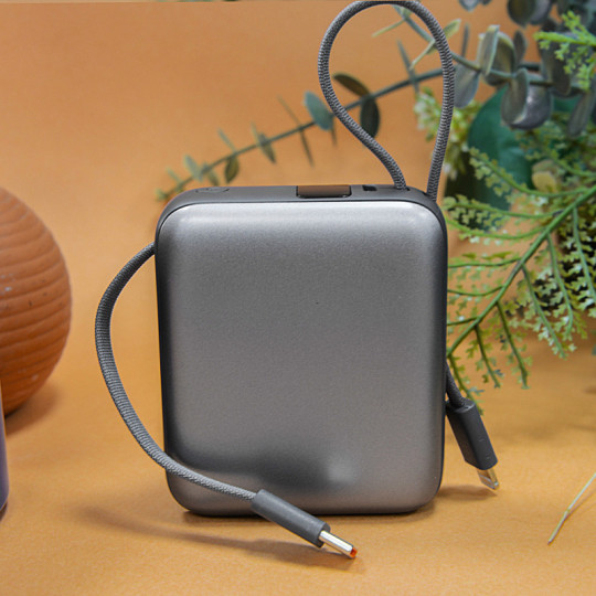 Batterie de secours ultra compacte 10000 mAh Akashi® COULEUR Gris